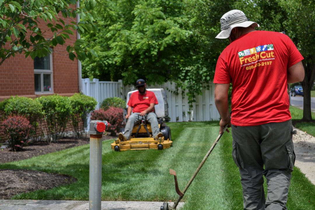 Residential Grounds Maintenance | Fresh Cut
